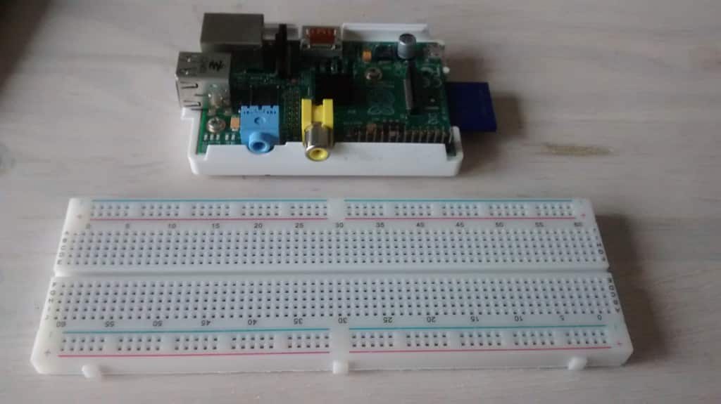 Introduction au GPIO sur le Raspberry-Pi - Tutoriels français pour ... Introduction au GPIO sur le Raspberry-Pi - Tutoriels français pour ...